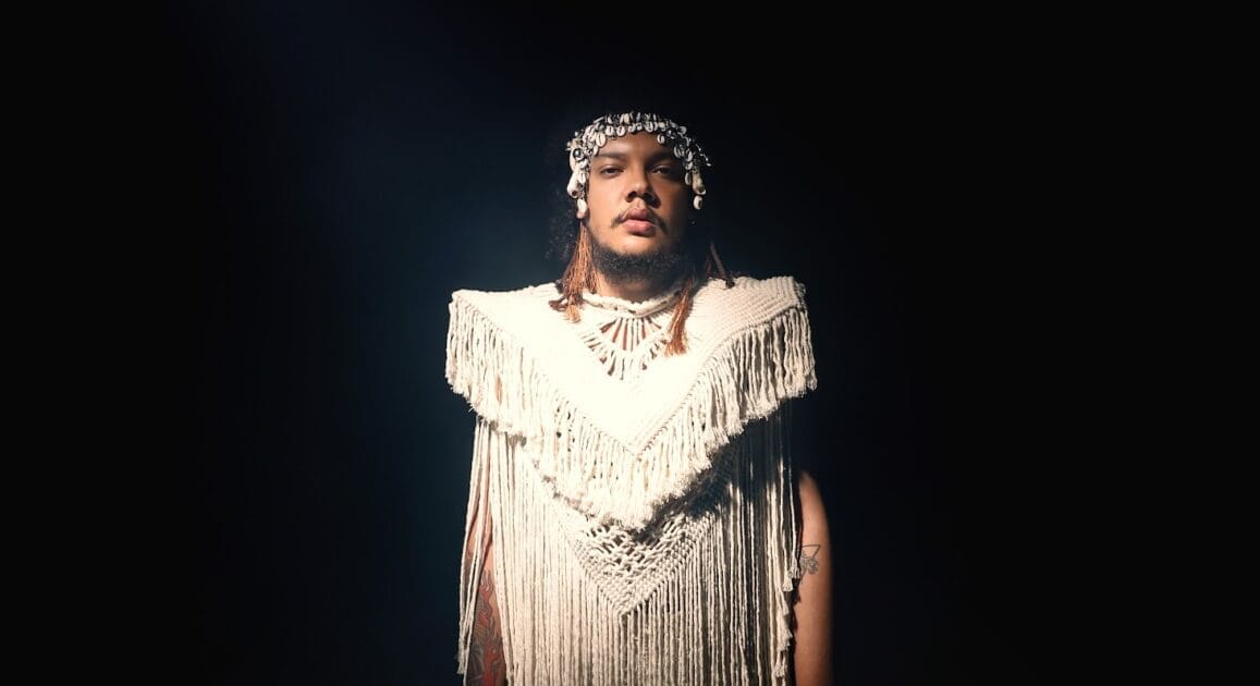 O Amazofuturismo de Reiner em seu disco de estreia: ELÃ