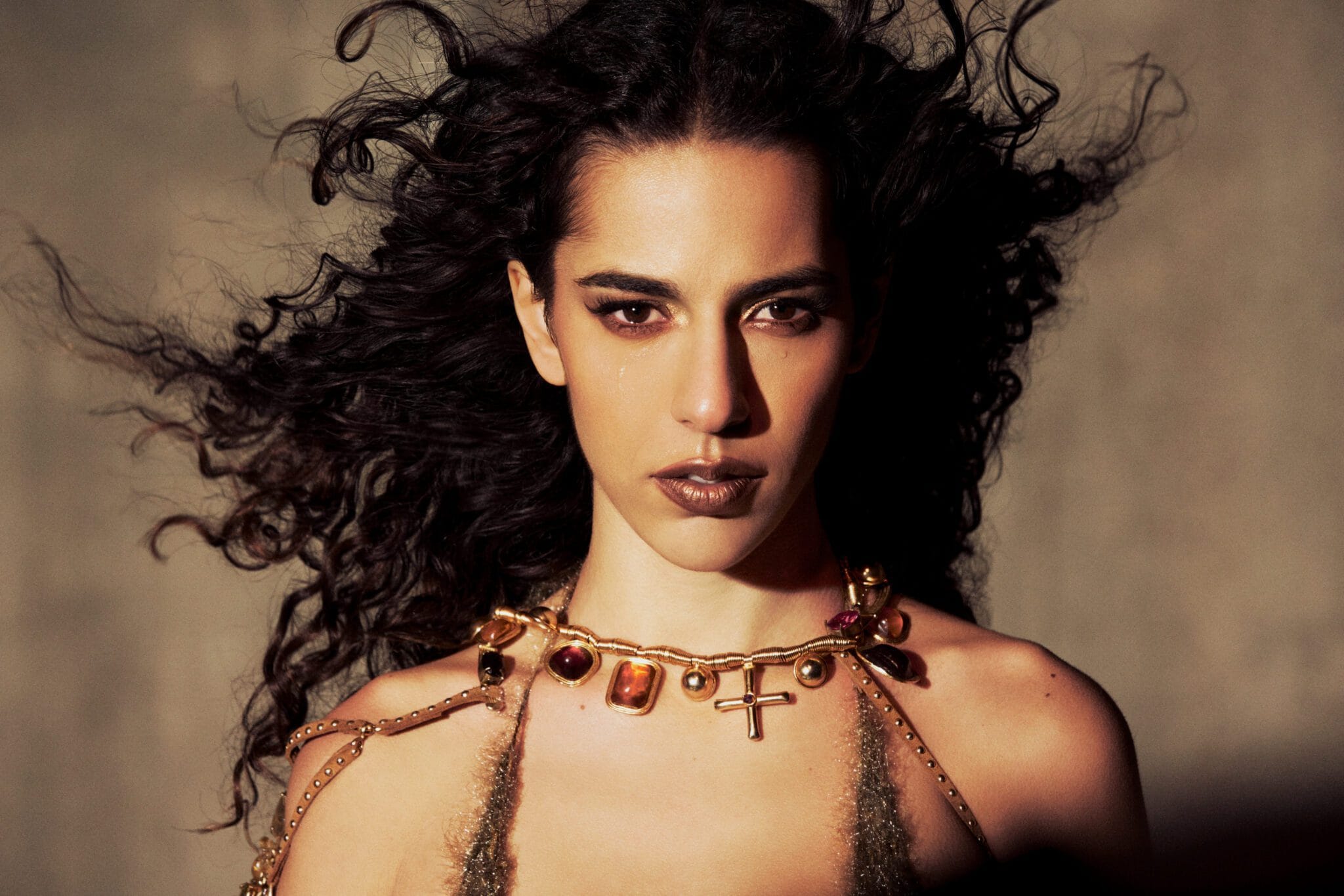 Marina Sena lança "Coisas Naturais", terceiro álbum de estúdio da artista