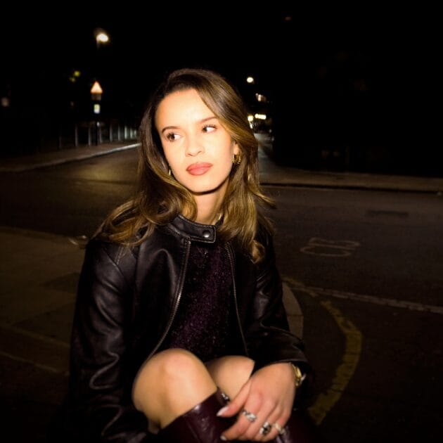 Laura resgata a energia do pop dos anos 2000 em seu novo single “Break It”